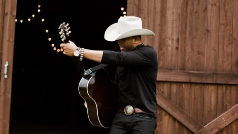 Coffey Anderson: Self-Made Country Star